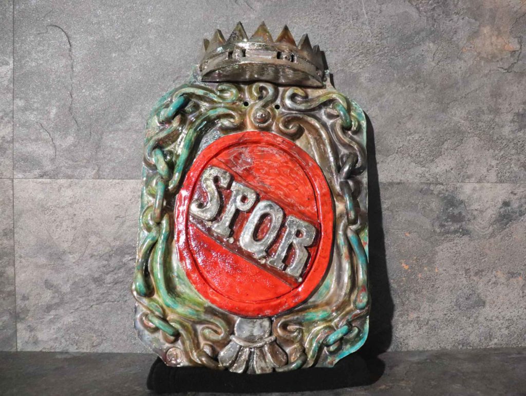 Scultura raku SPQR Roma - Cici Art Clay | Ceramica Raku